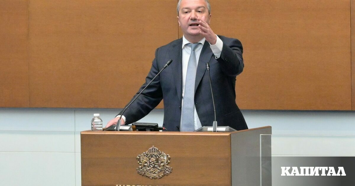 🥐 Вероятен е 5% ръст на заплатите в бюджетната сфера; Управляващите ...